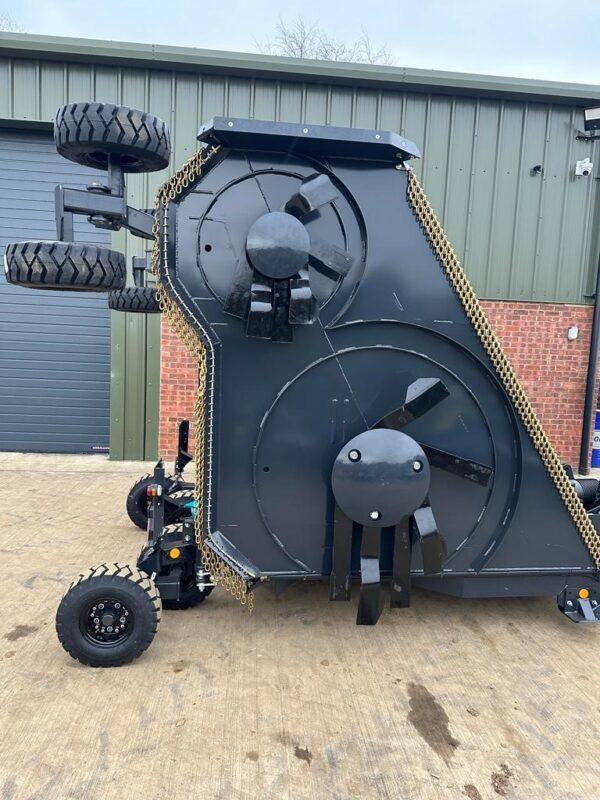 Spearhead Multicut 650 Pro-line Batwing Topper – Attlefield Farm Machinery