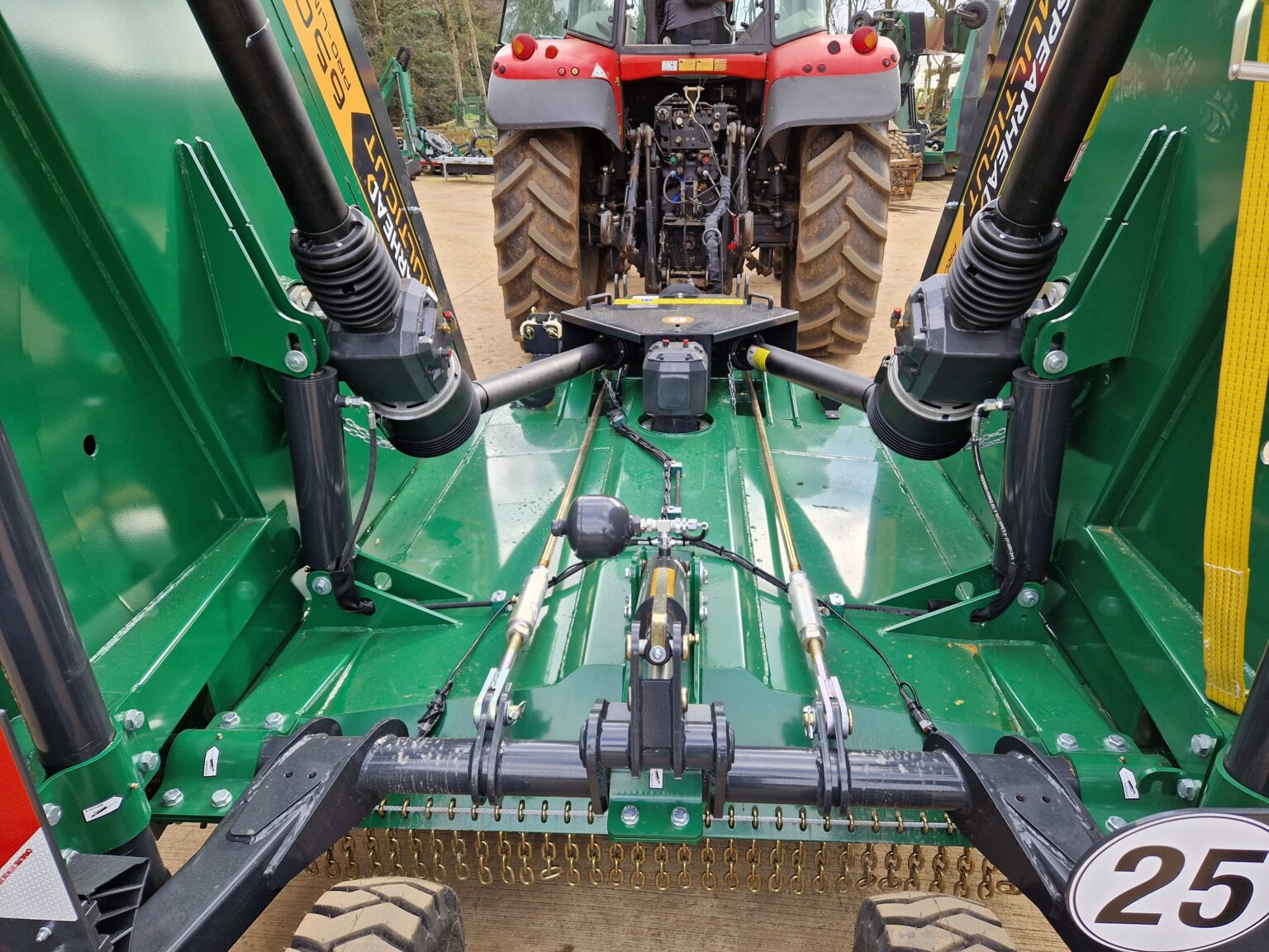 Spearhead Multicut 650 Pro-line Batwing Topper – Attlefield Farm Machinery