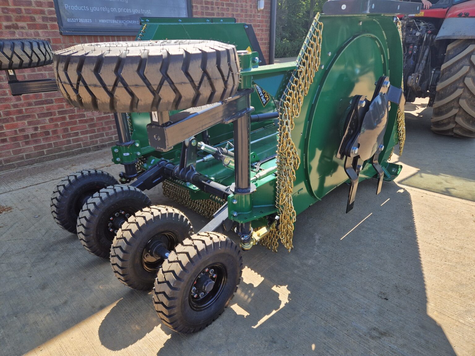 Spearhead Multicut 390 Batwing Rotary Topper – Attlefield Farm Machinery